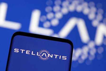 Canada agrees up to C$15 billion in incentives for Stellantis-LGES ...