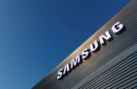 New Samsung chip division head says committed to overcoming challenges ...
